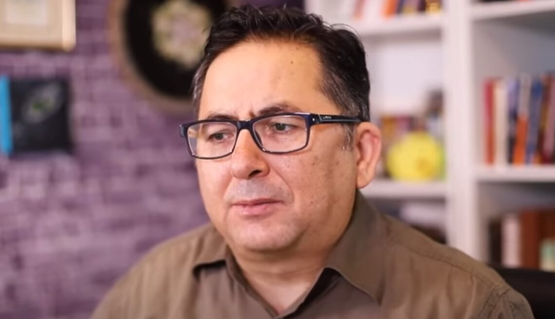 Turkish intelligence secretly transported cash to Omar al-Bashir during ...