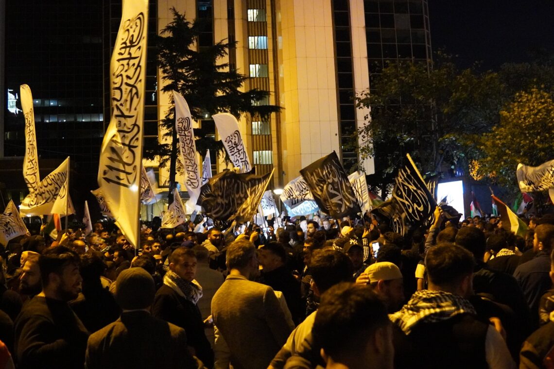 Caliphate advocate Hizb ut-Tahrir escalates anti-Israel protests, calls ...
