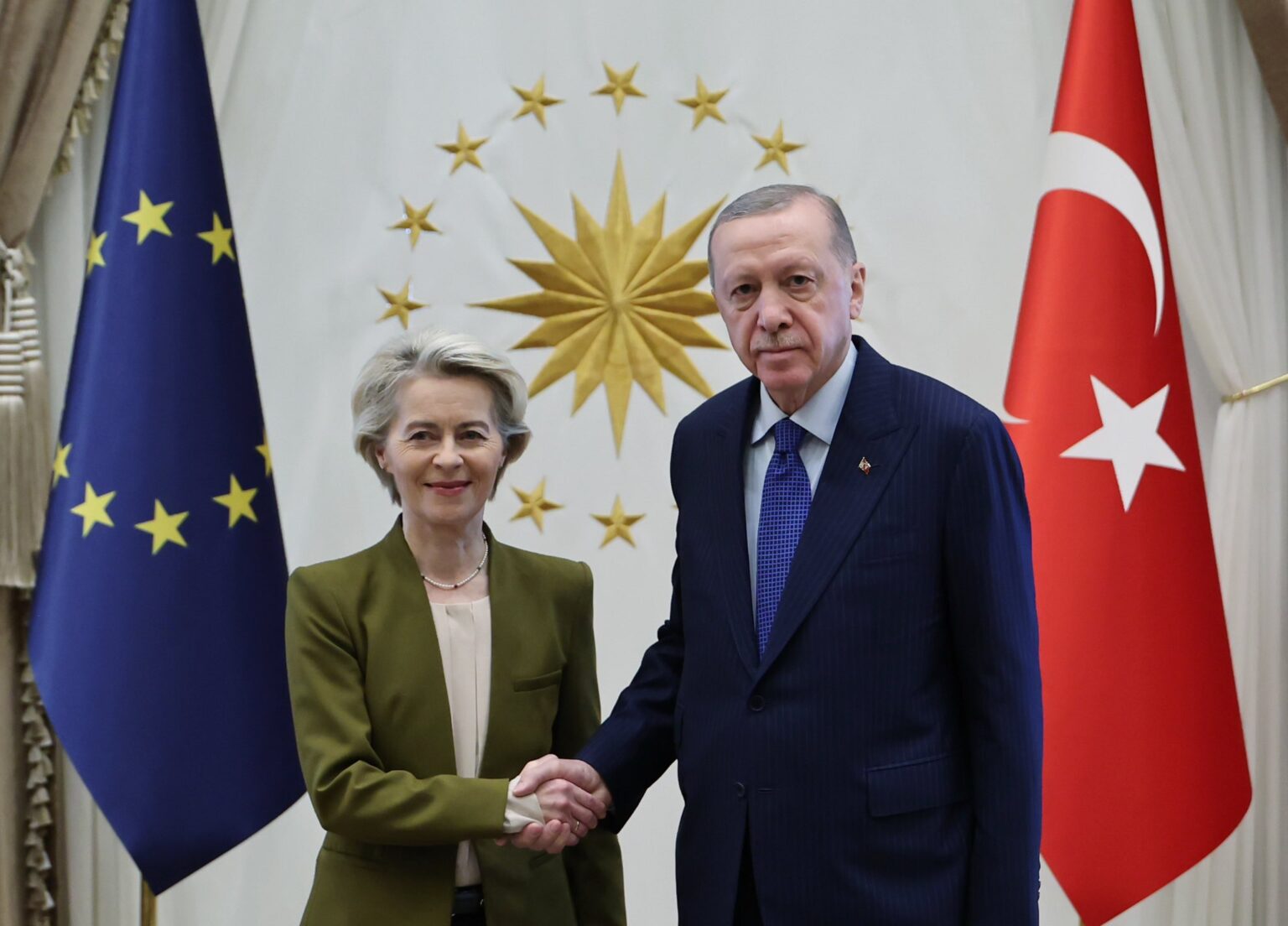 Erdogan uses 'hosting diplomacy' to showcase his power at home amid ...
